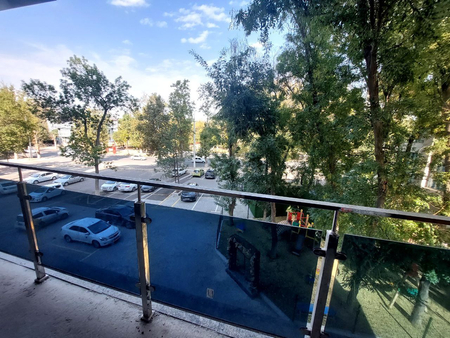 Yunsobod 15 kv 5/3/5/2×6 balkon sredniy remont