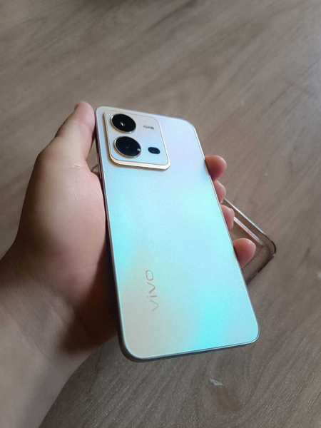 Vivo v25e 8+8/128gb holati zòr