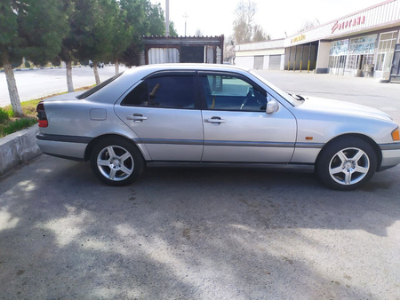 Mercedes Benz 180