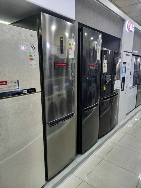Холодильник LG GC-B509SBUM DoorCooling+