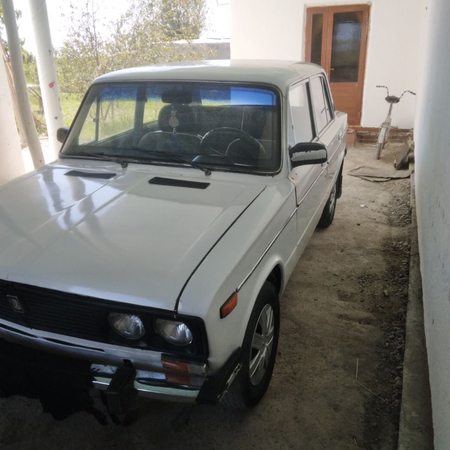 Jiguli 2106 sotiladi