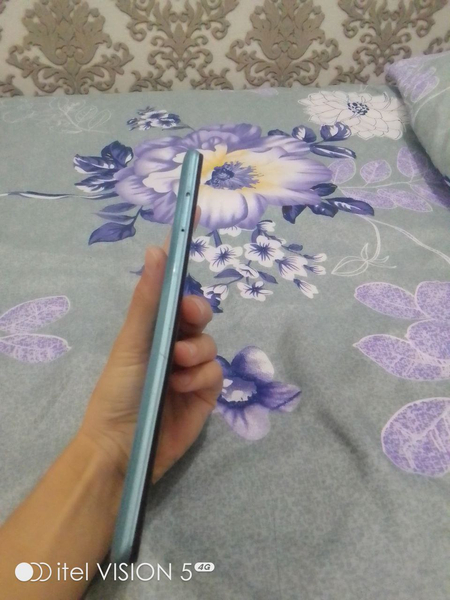 Infinix hot 11 play salgina qiyshaygan ishlashi dm yaxshi