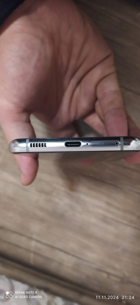Samsung galaxy s21 plus sotiladi srochna