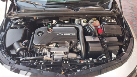 Malibu  2020   1.5 Turbo     Km  42. 000