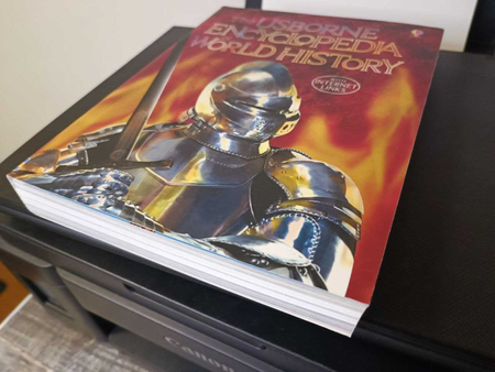 Книга Детская Энциклопедия на Английском Encyclopedia of World History