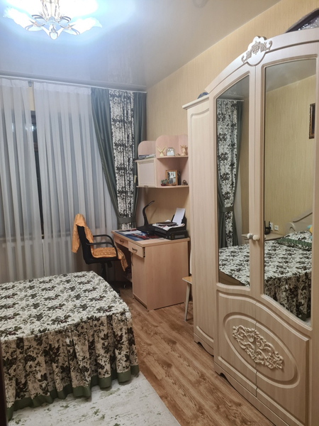 Продам Кв-2ком-2-4( Институт культуры) салон алиса.  Мирзо улугбекский