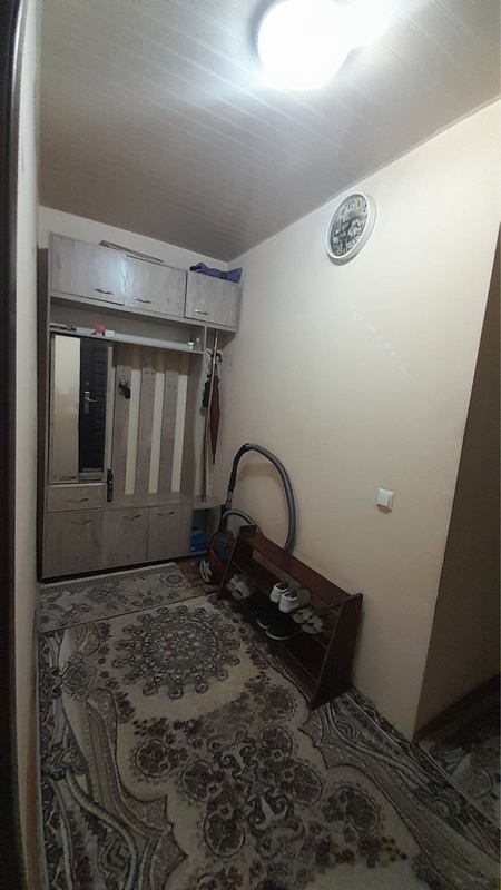 Srochna Tuzel 1 da 2 xonali kvartira sotiladi