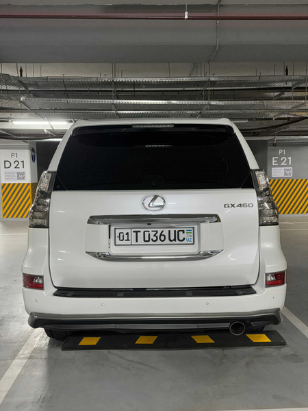 Lexus GX460  сотилади!