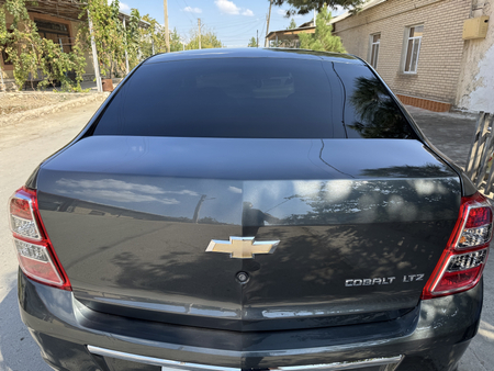 Продам автомашину кобалт