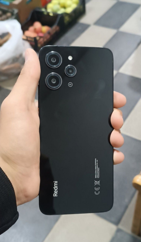 Redmi 12 Holati: A'lo