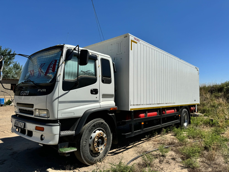 Isuzu FVR 33 sotiladi