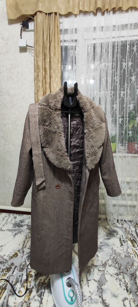 Продается пальто 46р