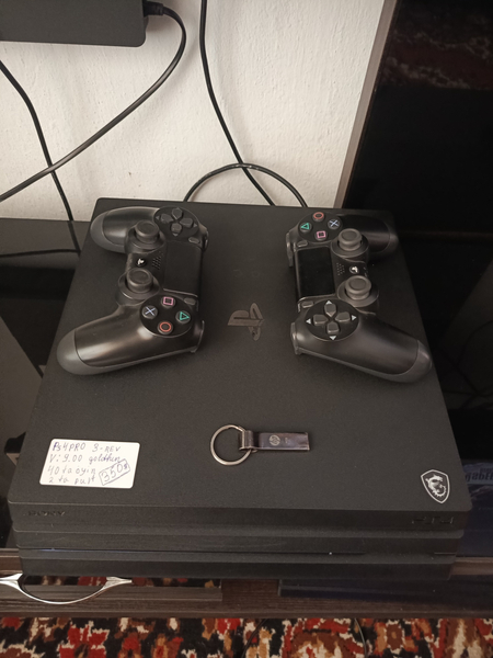 Playstation 4 PRO 1 TB 9.00 goldhen +40 ta oyin+3 oy garantiya