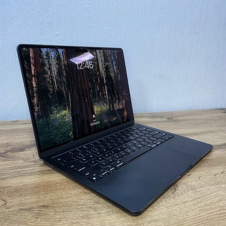 Macbook  M2  Air