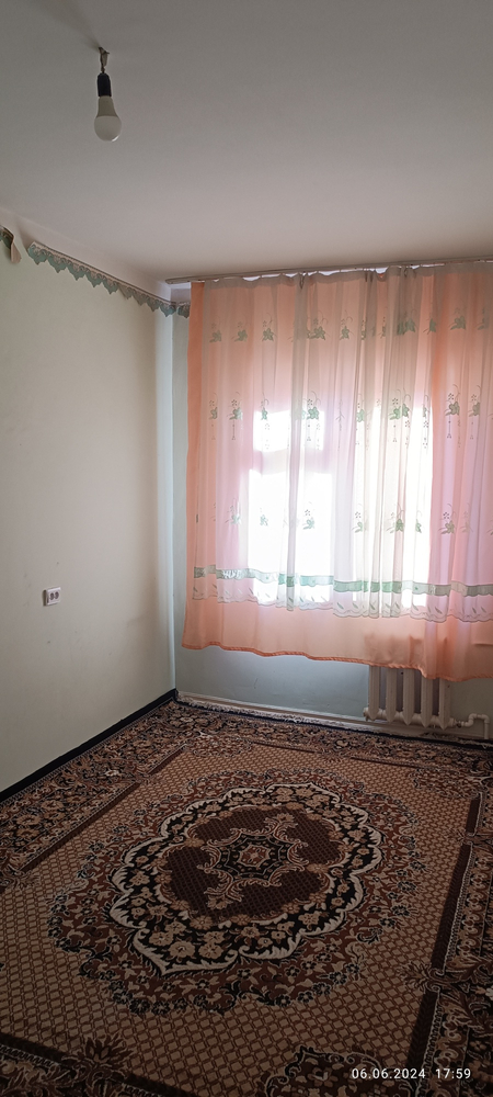 4xonali kvartira tezda sotiladi orintir 5 mikrayon sagdiana