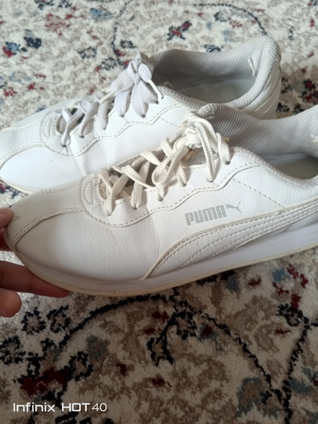 Puma krasofka sotiladi 36razmer