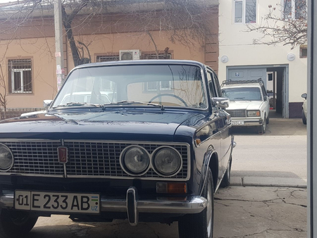 Vaz 2103 holati yaxshi italyanski