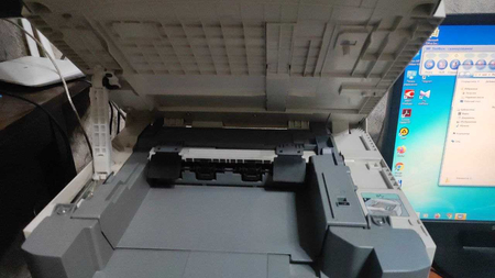 Продается  Canon MF 4010