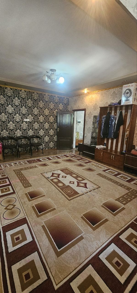 Продаётся 2 комнатная Чиланзар 7