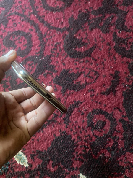 Huawei Y6 sotiladi