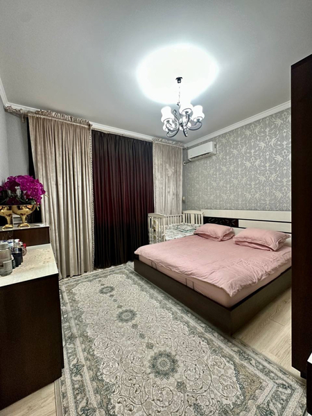 Миробадский район ! Саракульская Дом 4 комнаты ( 110 квм)