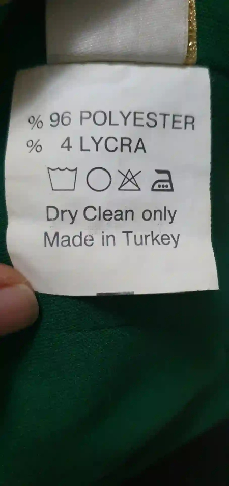 Zelyonni qora rangli gatovi kuylak