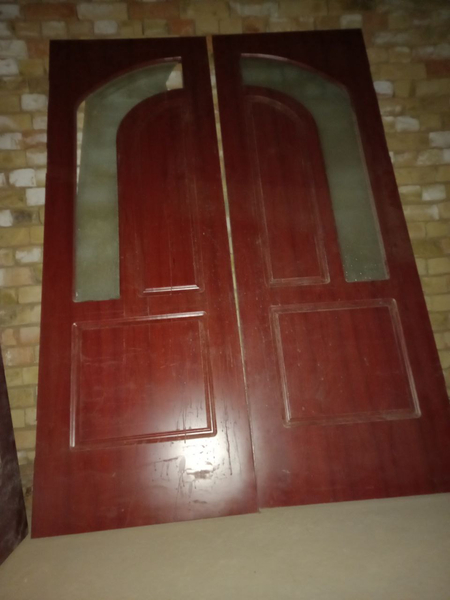 Eshik mdf sotiladi arzon b/u