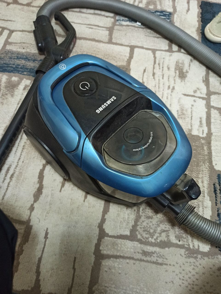 Samsung пылесос.