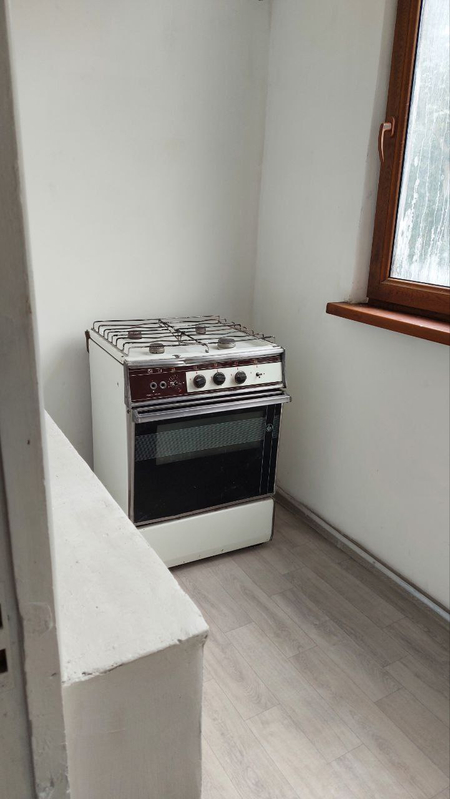 Срочно Продаю 2х-комнат На Лисунова-4