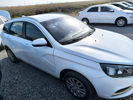 Lada Vesta 1.8  Fergana