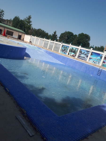бассейн. фонтан. водопад