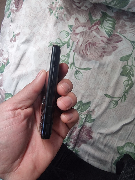 Nokia c 5 00smartphone.