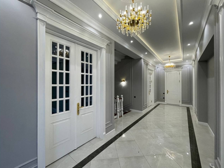 Чайхана Салом 5.5-сот 11-ком 900м²