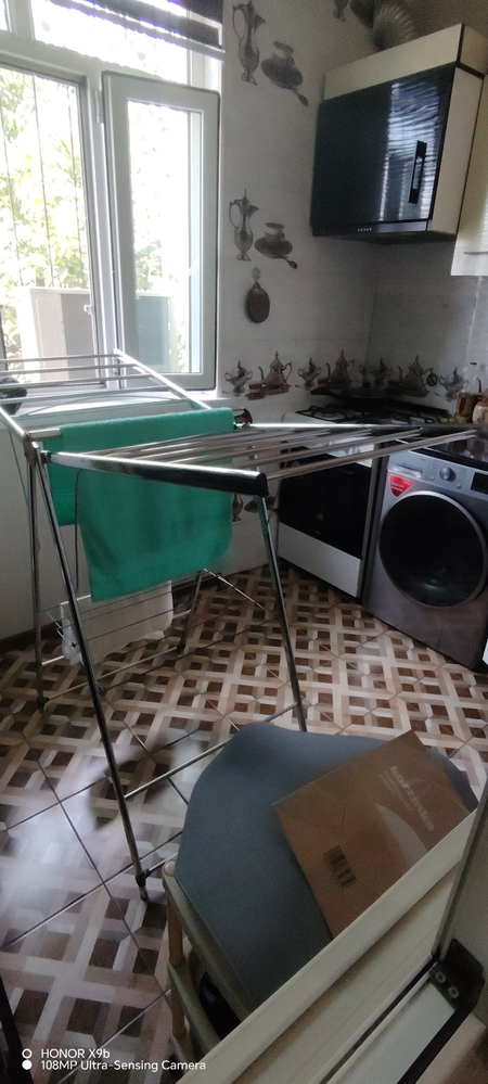 Продаётся 2х ком переделанная в 3х квартира на Кушбеги