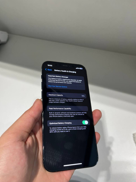 Iphone 12 pro blue