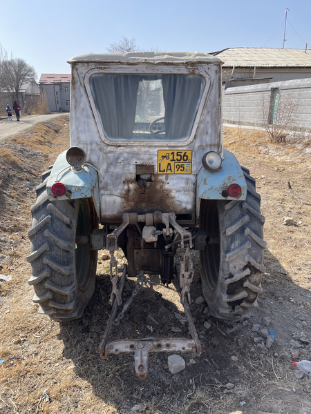 mtz 80 сотилади арзон нахда 4 та балони тозо