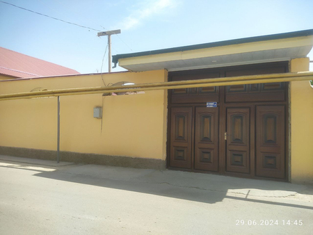 Uy Sotiladi Karmana kadast ko\\\'cha Rayponi pavarotida... Remont bogan