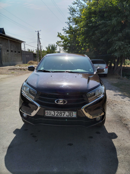 Lada Xray продам