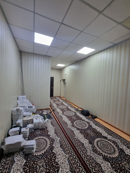 Yakkasaroy ofiss sotiladi 115kv