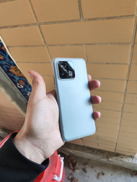 Xiaomi 13 sotiladi