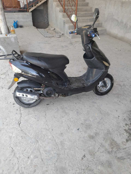 Skuter jayron 80 kub sotiladi