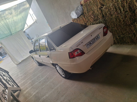 Nexia 2 1.6  Sotiladi