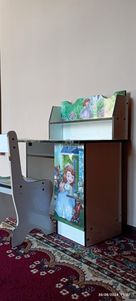 Shkaf tremo detskiy divan 2ta 1parttacha sotiladi arzon