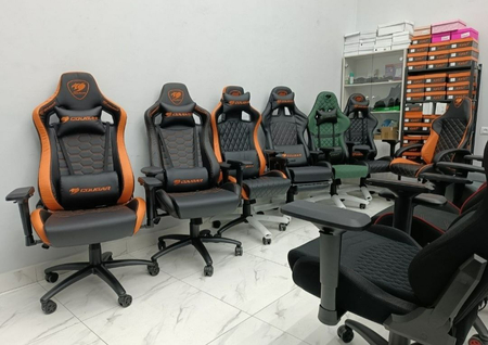 Компьютерное игровое геймерское кресло модель Разер есть гарантия