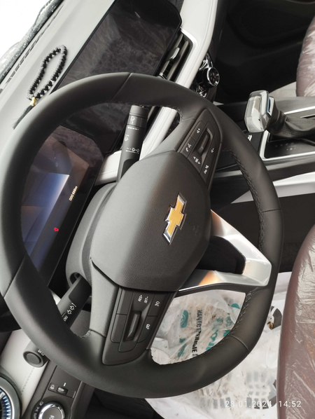 Chevrolet Monza 1.5 2024 Full jigarang salon