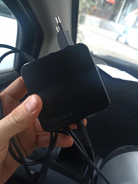 Lenovo igravoy noutbuk