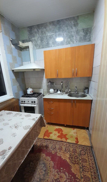 На 21 квартале Чиланзарского района продается квартира. 3/4/4