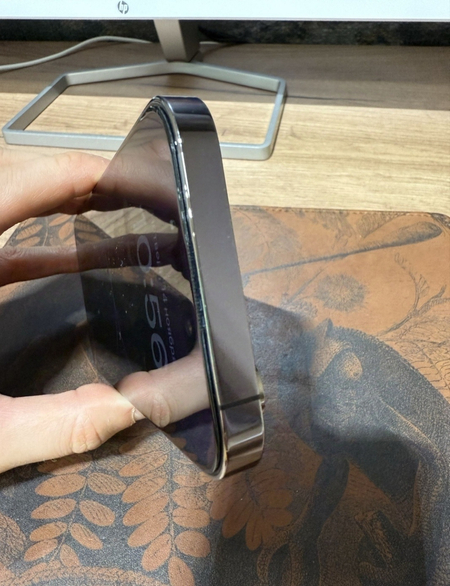 Iphone 14 pro purple ideal sotiladi