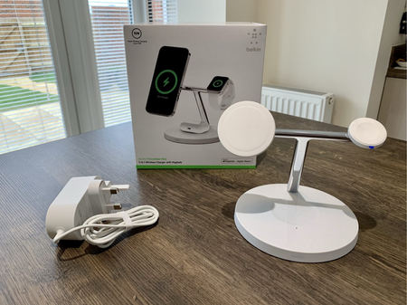 Belkin BOOST↑CHARGE PRO 3-in-1 Wireless Charger with MagSafe