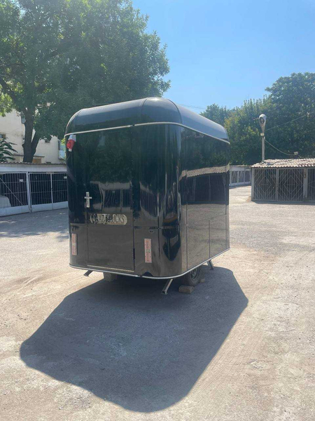 FOOD TRUCK sotiladi